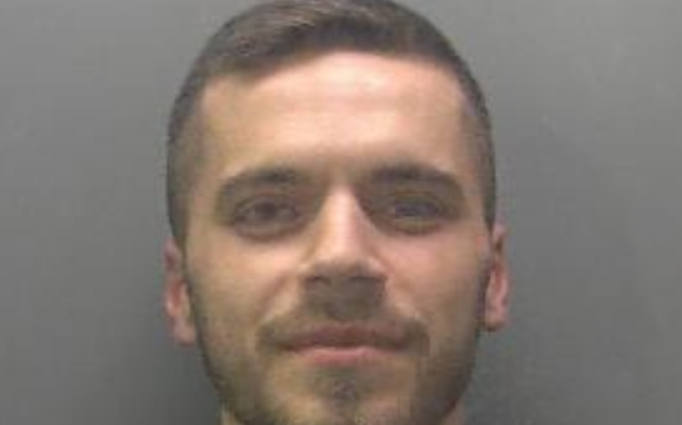 Cambridge drug dealer caught with 20 wraps of cocaine - Peterborough ...