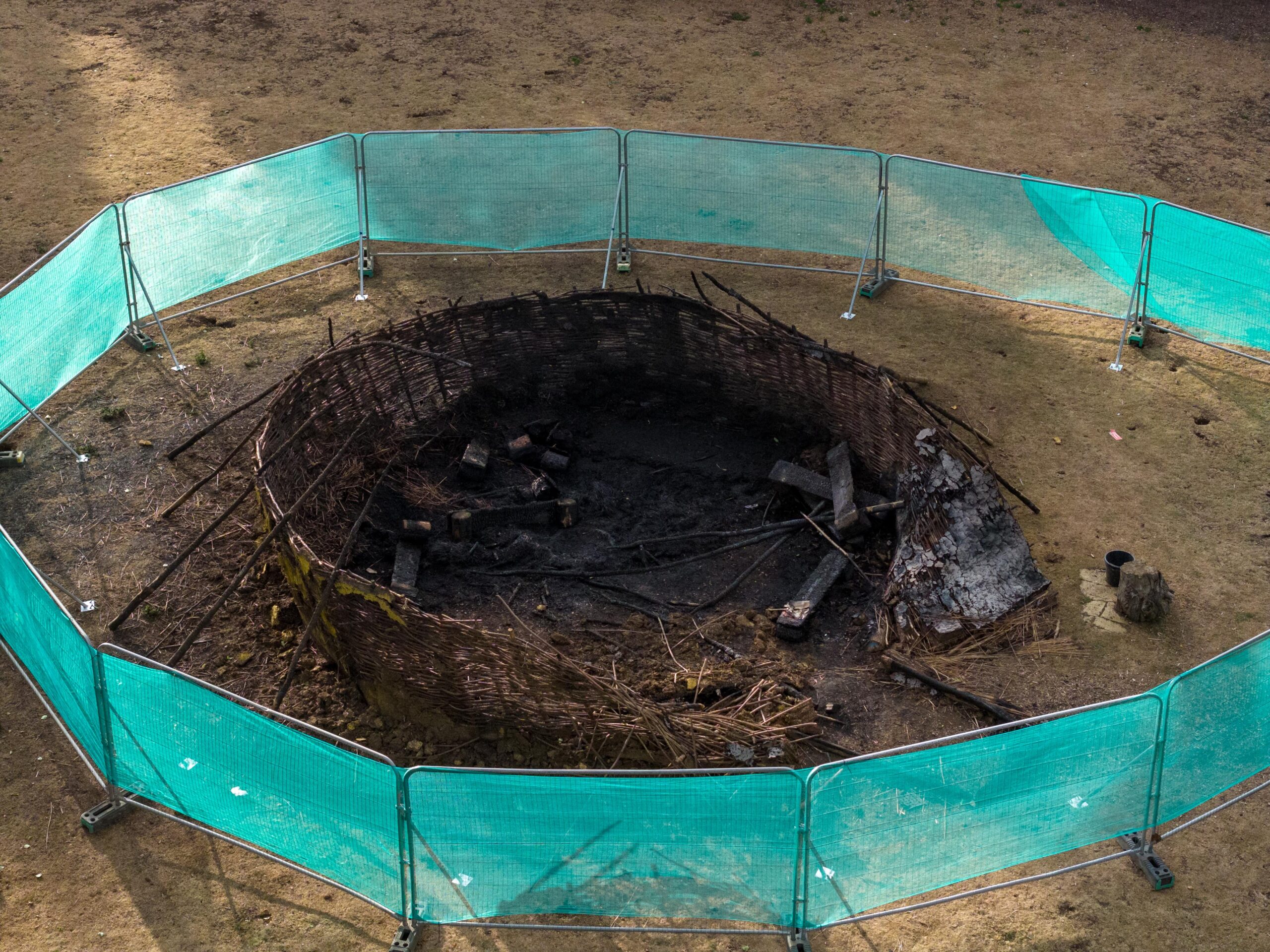 UPDATE: Flag Fen Roundhouse Reconstruction Destroyed by ARSON – News ...